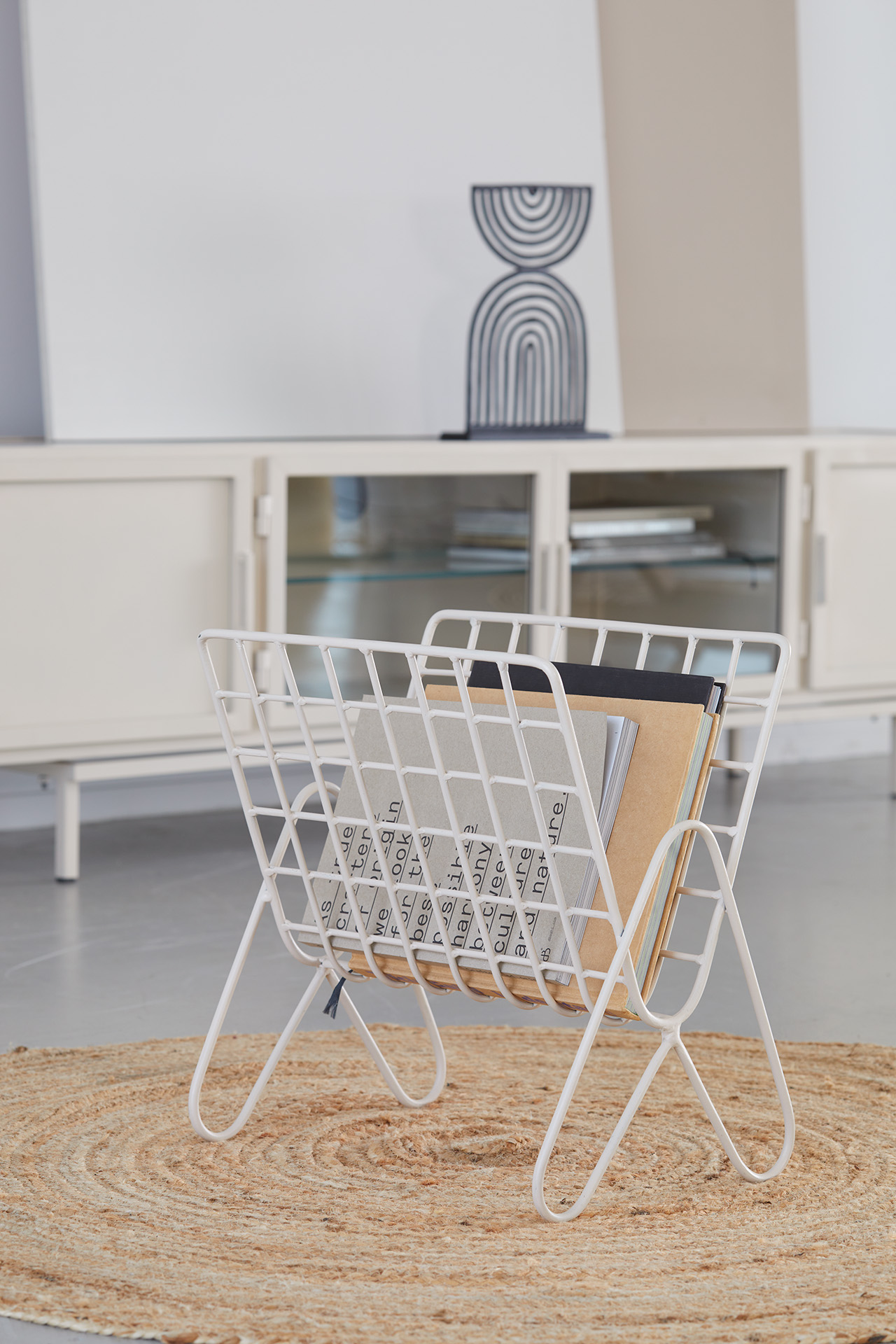 Magazine rack Duke zand - New Routz - | HomeDeco.nl